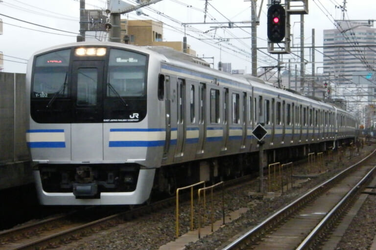 E217系4形態が見られた頃（機器更新とスカート交換） – Kumoyuni45