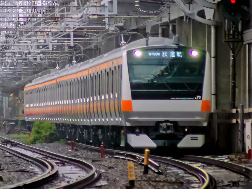 次年度も中央線E233系のグリーン組込準備改造が予定・計画再変更理由や対象編成は？ – Kumoyuni45