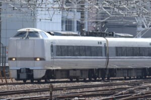 683系リニューアル車が｢しらさぎ｣風塗装に – Kumoyuni45