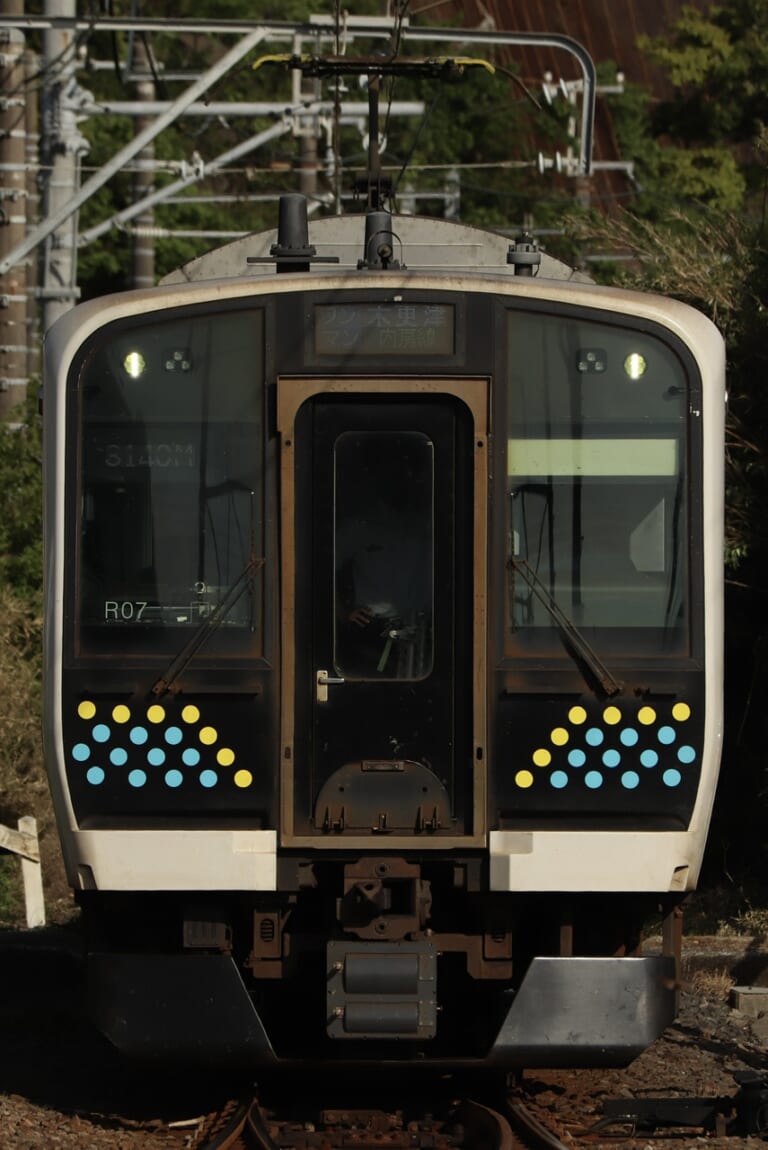 E131系がワンマン運転を前提としない線区・運用に導入されることはあるのか？ – Kumoyuni45