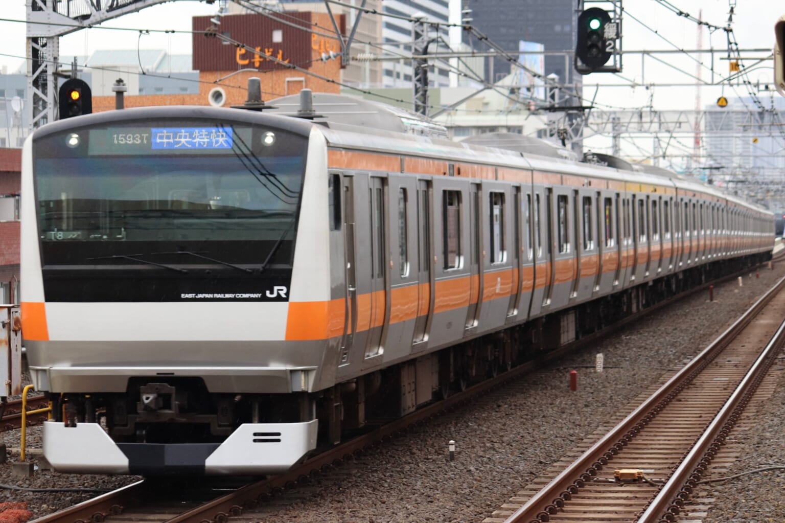 【更新開始前はT40編成】中央線E233系 機器更新終了後の余剰編成とその行方は？ – Kumoyuni45